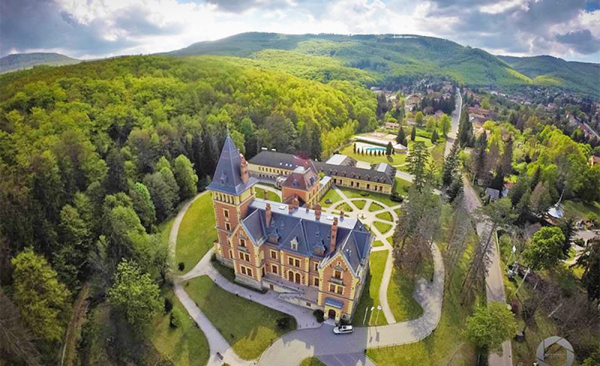 Wellness oázisok, festői környezetben: TOP5 szuper hotel a természetben ...