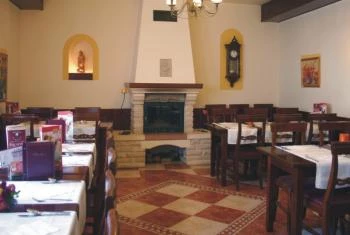 Fehér Rózsa Fogadó étterme Sopron vélemények - Jártál már itt? Olvass ...